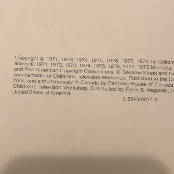 Sesame Street | Other | 973 The Sesame Street Library Book 9 Muppets ...